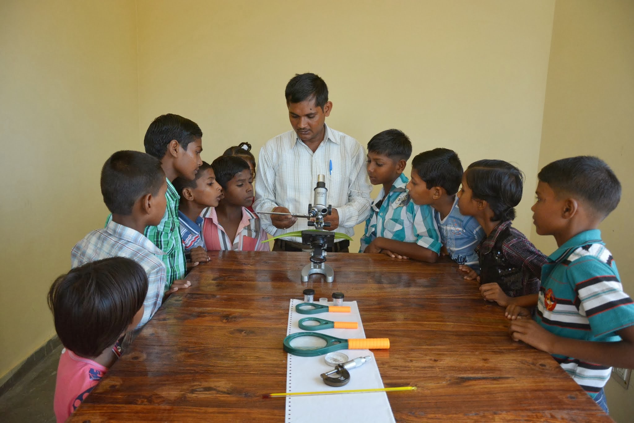 Amazon.com: Helping Children Succeed