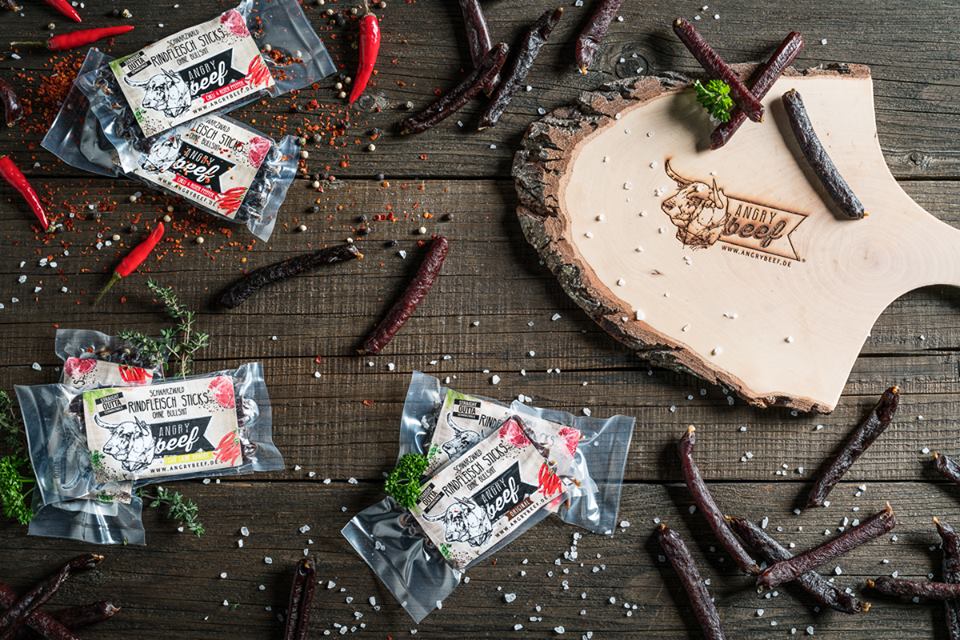 Amazon.de: ANGRY Beef: RinderSticks (Mini Salami)