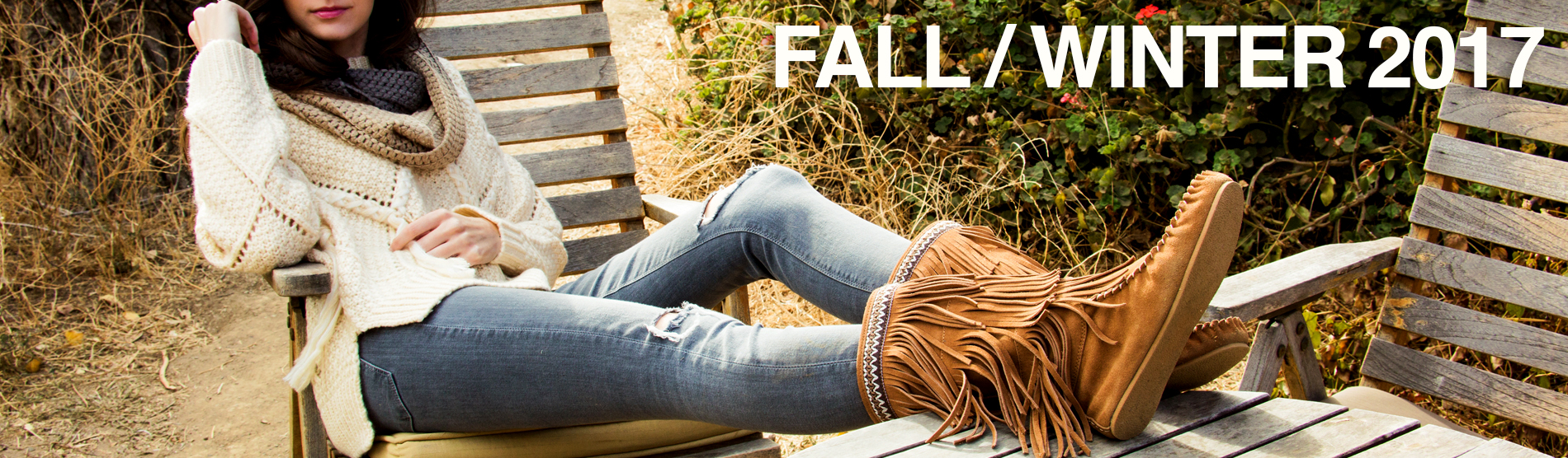 Amazon.com: Lamo Sheepskin: SLIPPERS