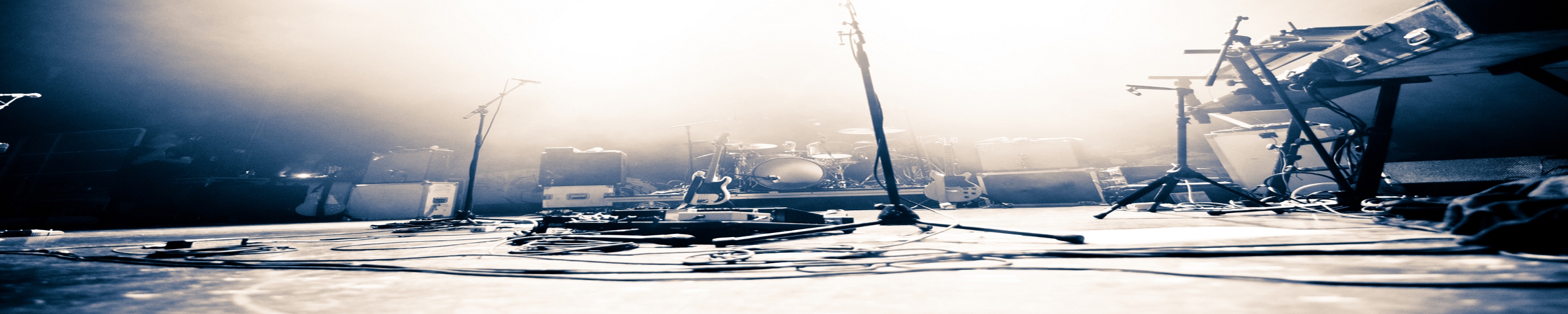 Amazon.com: Hola! Music