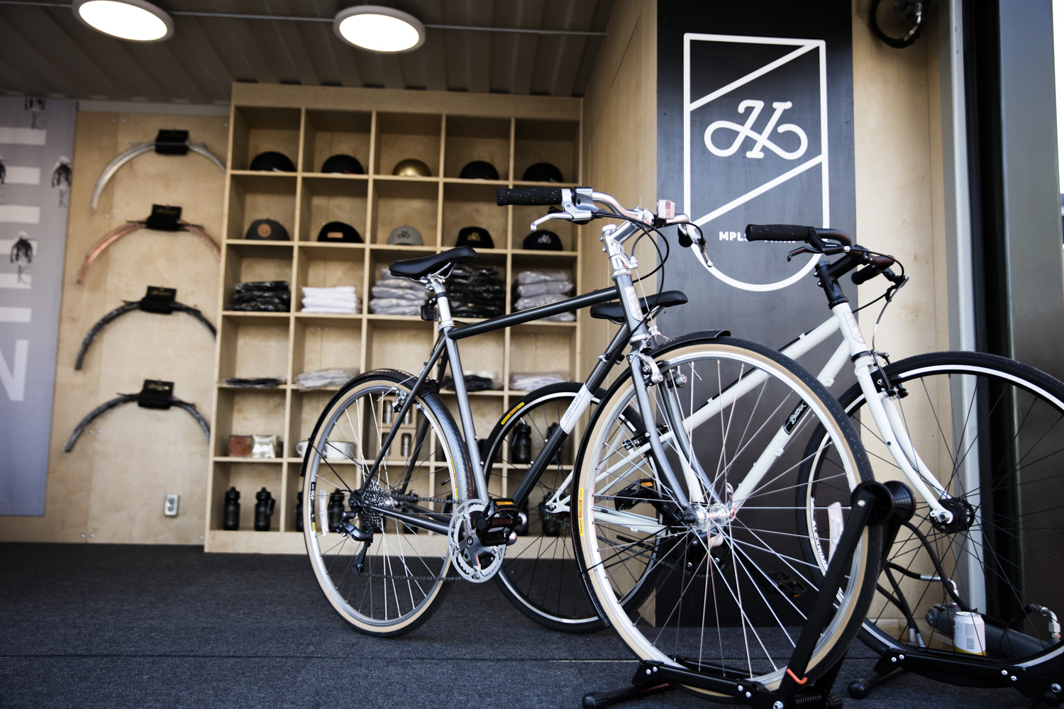 Amazon.com: Handsome Cycles