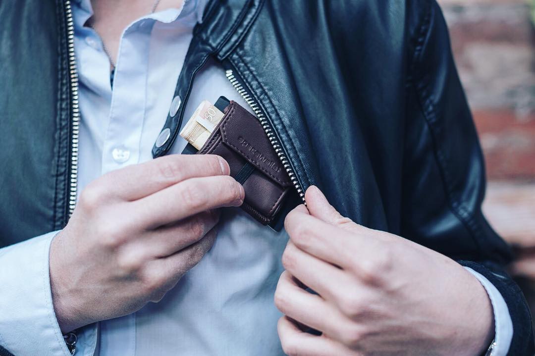 Amazon.fr: Space Products: Space Wallet Pull