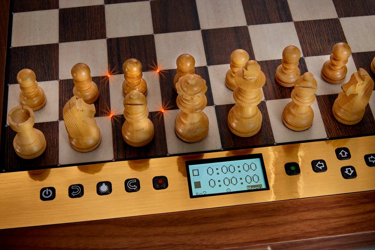 Amazon.com: Chess House