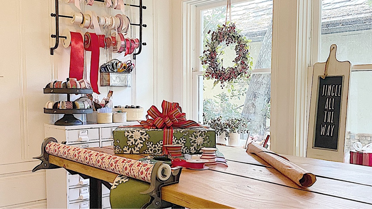 Watch How to Set Up a Wrapping Area in Your Home on Amazon Live