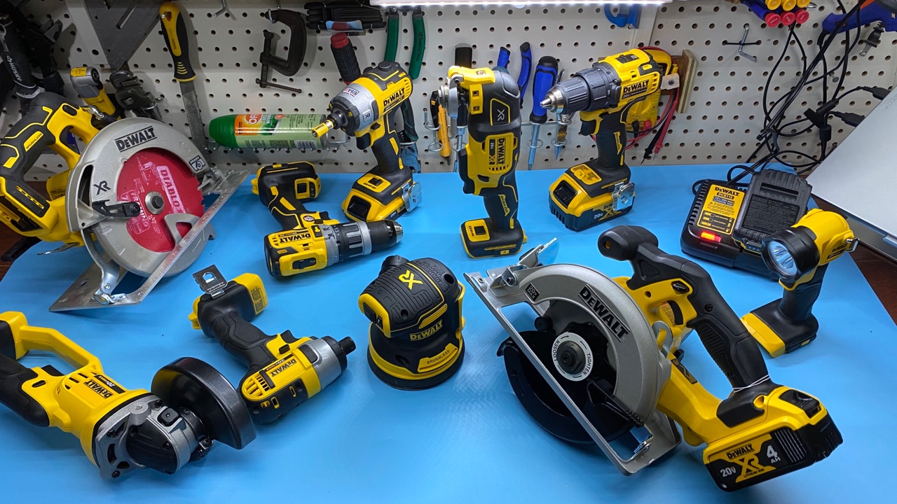 Watch DeWALT Tools Review on Amazon Live