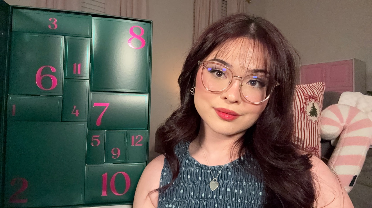 Watch ASMR Amazon Beauty Advent Calendar Unboxing 💄 on Amazon Live