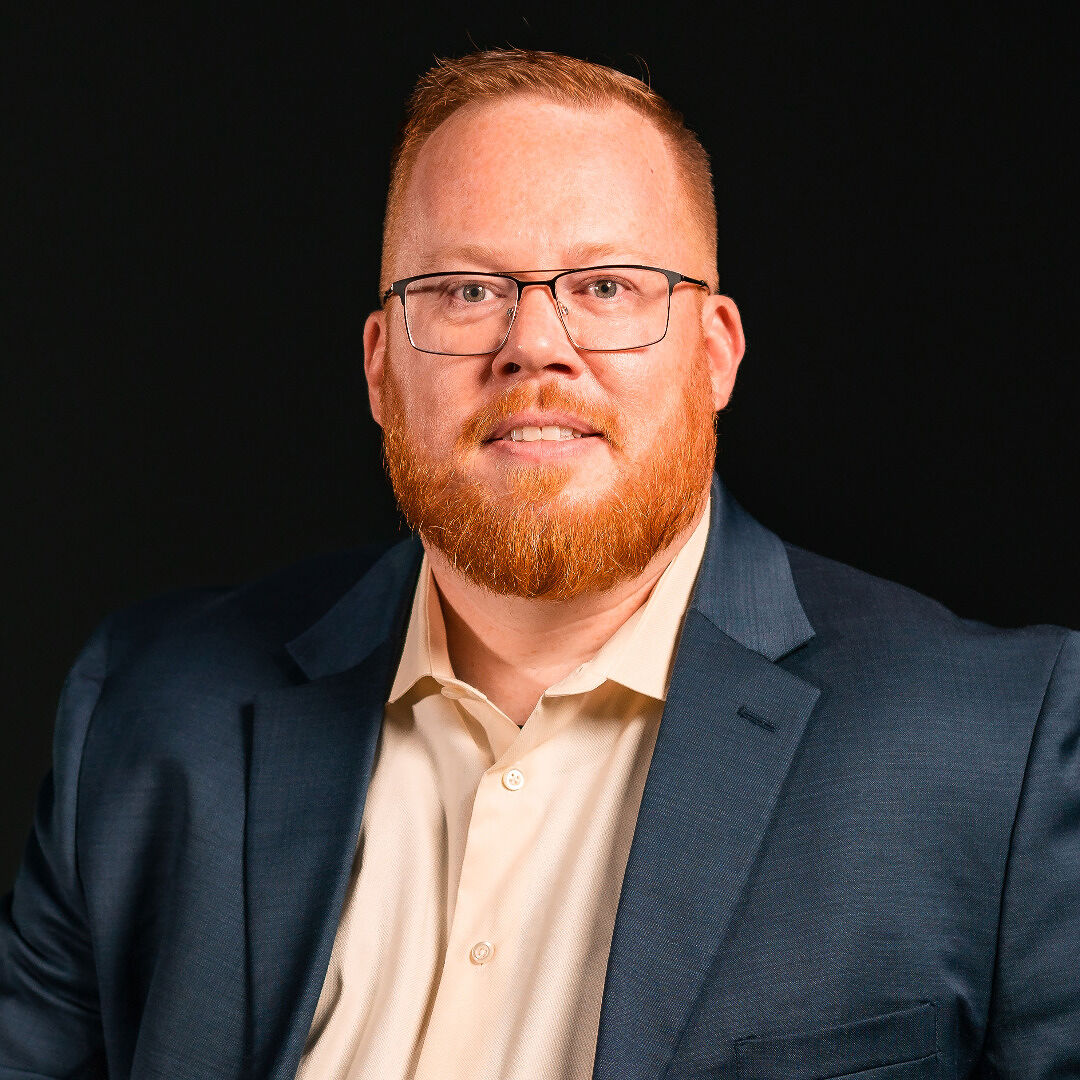 David Tucker – Audio Books, Best Sellers, Author Bio | Audible.com