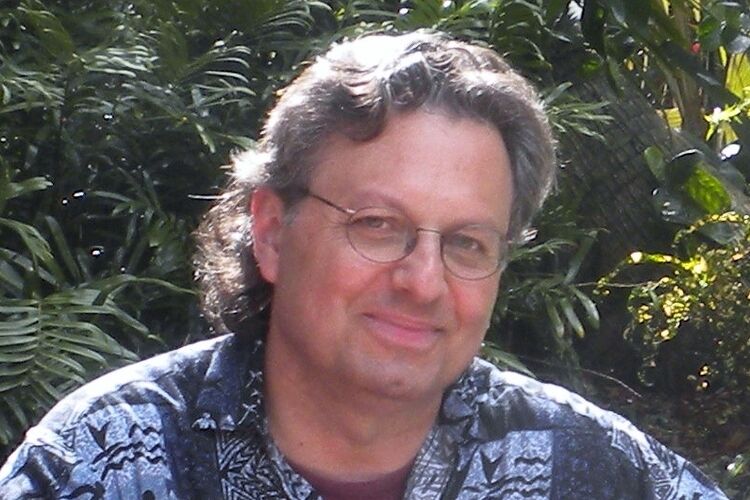 Truth Is Stranger Than It Used to Be: Biblical Faith in a Postmodern ...