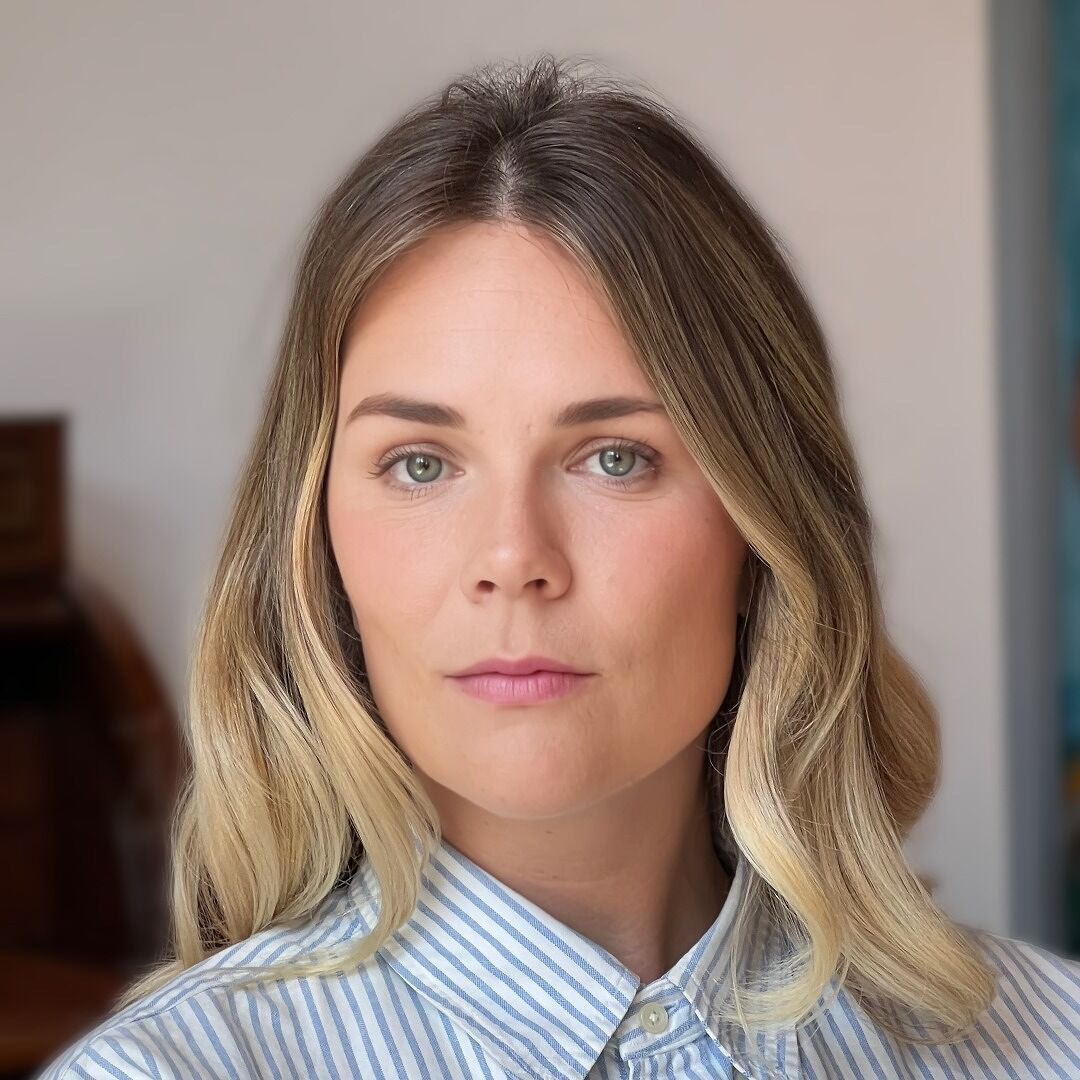 Caro Claire Burke – Audio Books, Best Sellers, Author Bio | Audible.com