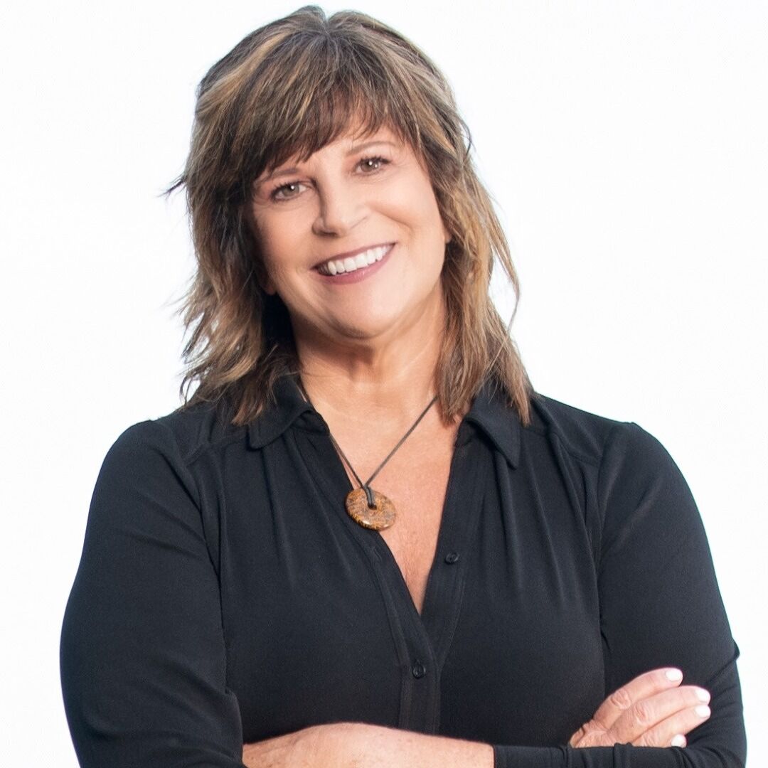 Elizabeth Wynter – Audio Books, Best Sellers, Author Bio | Audible.com