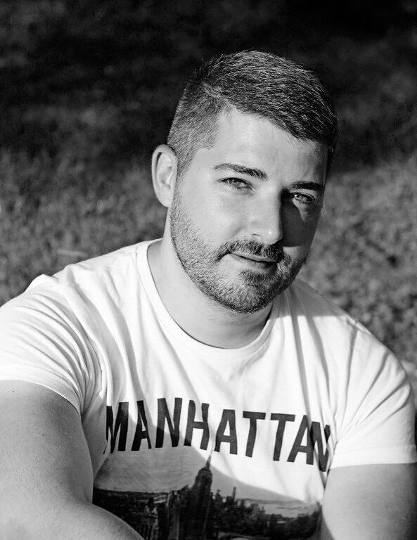 David Sierra Listón – Audio Books, Best Sellers, Author Bio | Audible.com