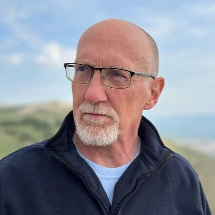 John Kitchen – Audiolibros, Bestsellers, Biografía del Autor | Audible.com