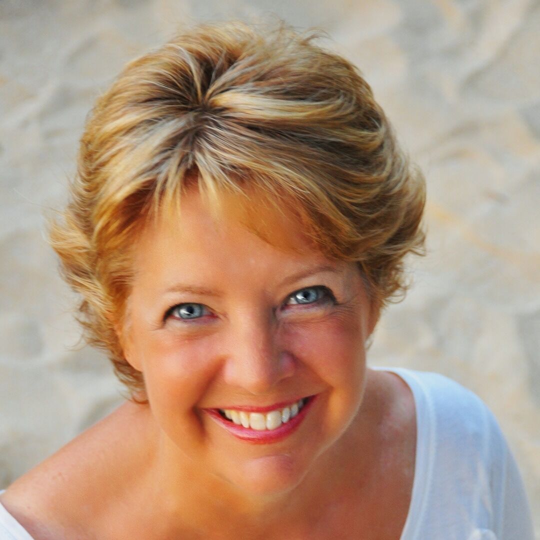 Robin Jones Gunn – Audio Books, Best Sellers, Author Bio | Audible.com