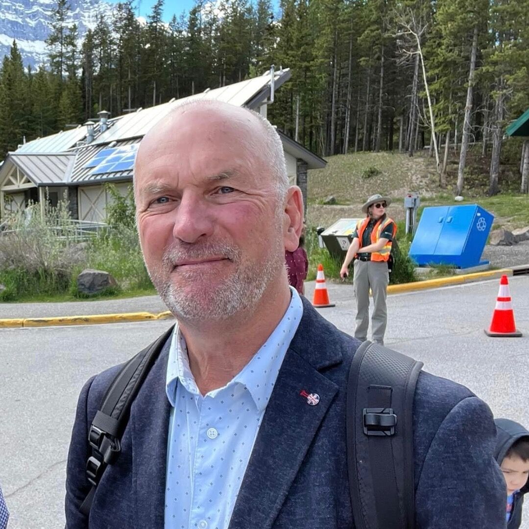 David Gale – Audio Books, Best Sellers, Author Bio | Audible.com