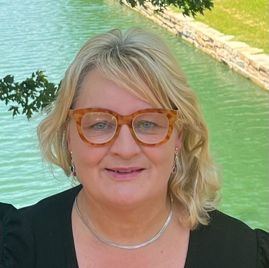 Carrie Jeske – Audio Books, Best Sellers, Author Bio | Audible.com