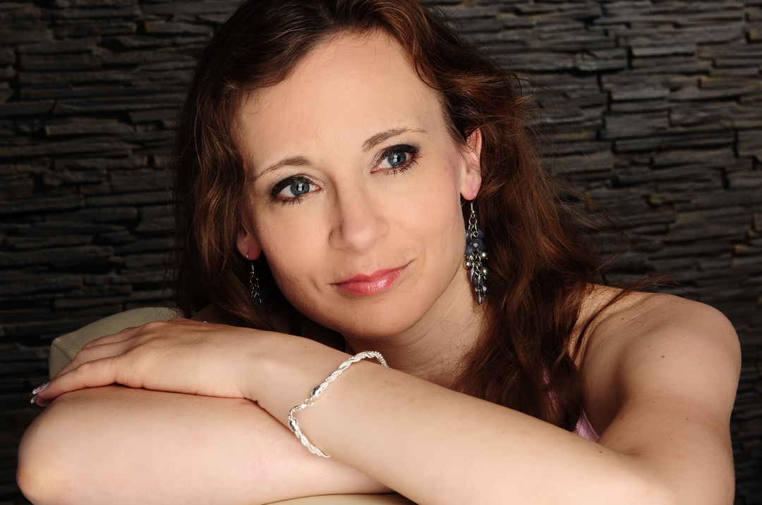 Ivy Paul - Alle Hörbücher bei Audible.de