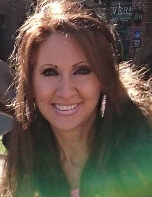 Amazon.com: Murder, Curlers, and Cream: A Valentine Beaumont Mystery ...