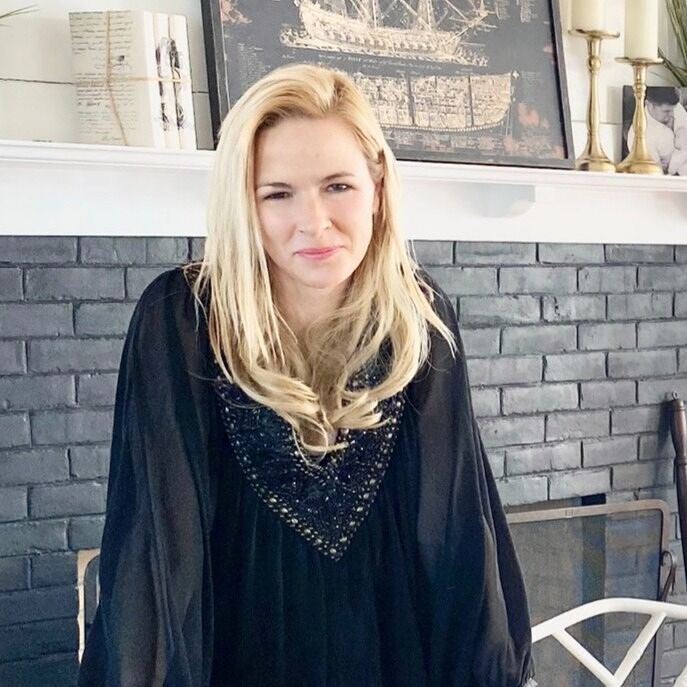 MEG GERRITSON – Audio Books, Best Sellers, Author Bio | Audible.com