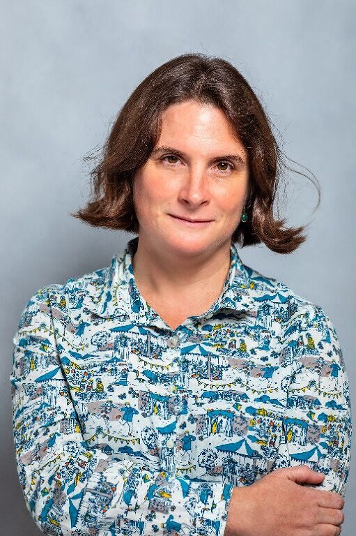 Dr. Naomi Fisher – Audio Books, Best Sellers, Author Bio | Audible.com
