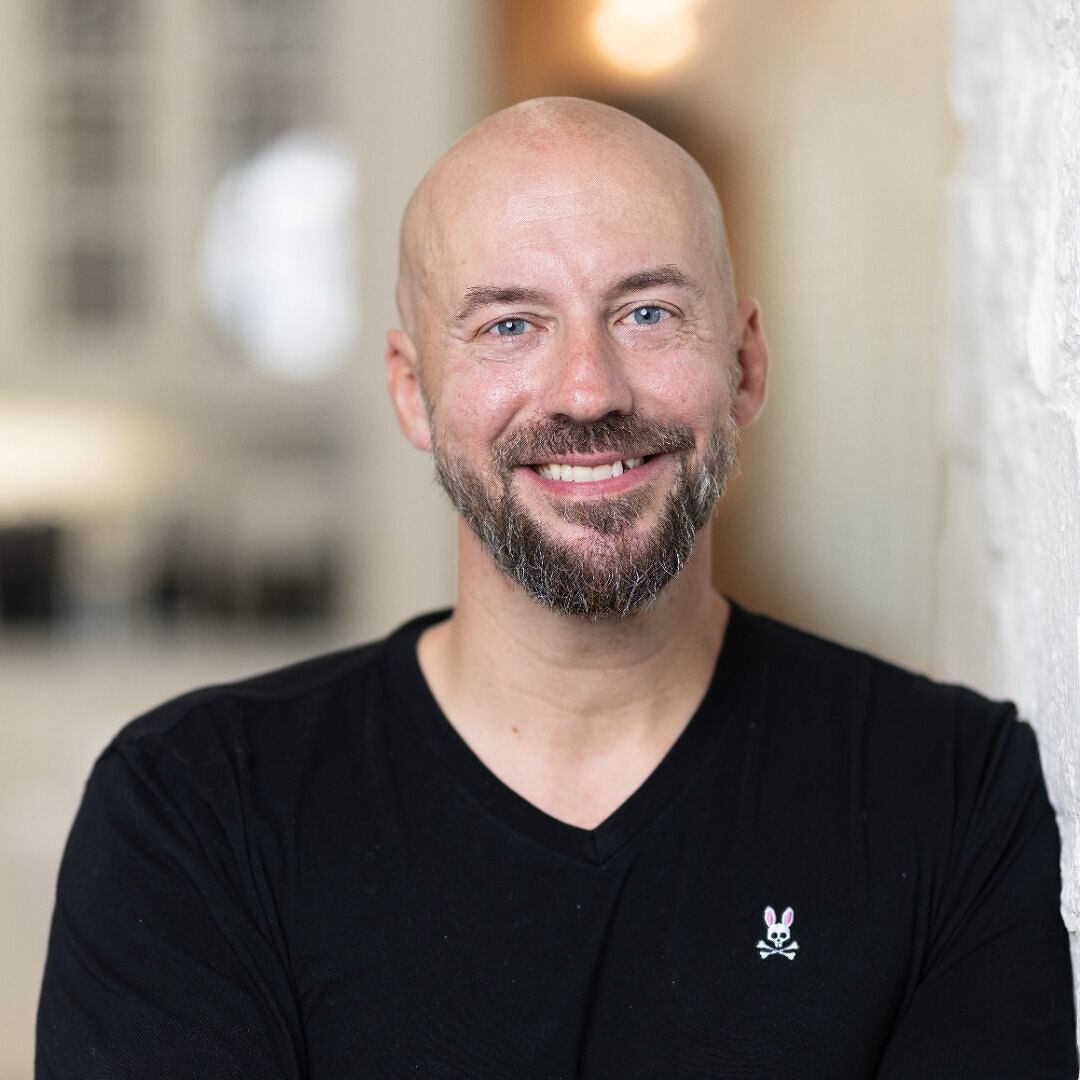 Andy Howard – Audio Books, Best Sellers, Author Bio | Audible.com