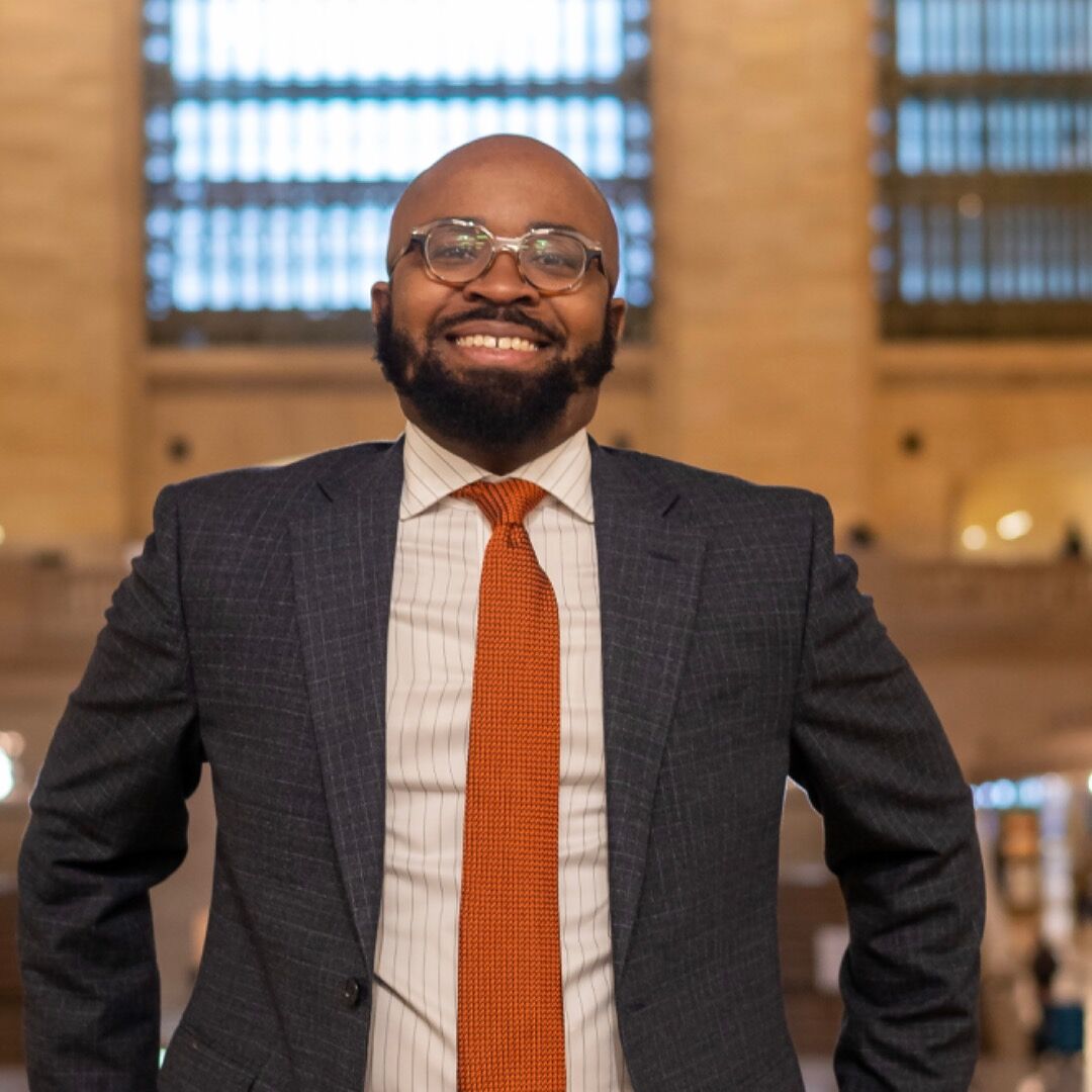 Andrew Wilkes - Alle Hörbücher bei Audible.de