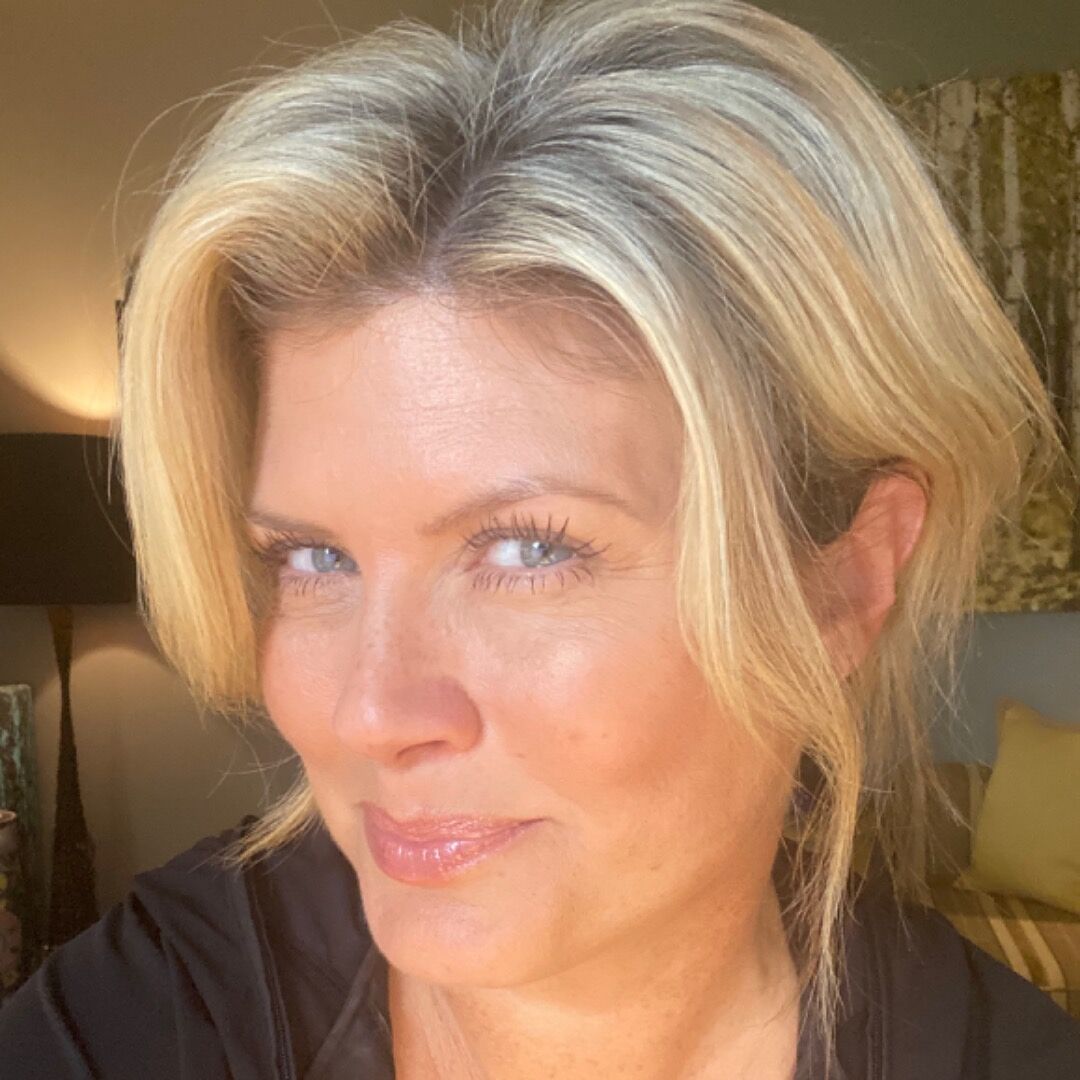 Andrea Thome – Audio Books, Best Sellers, Author Bio | Audible.com