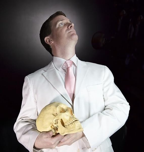 Amazon.com: Horrorstor: A Novel eBook : Hendrix, Grady: Books