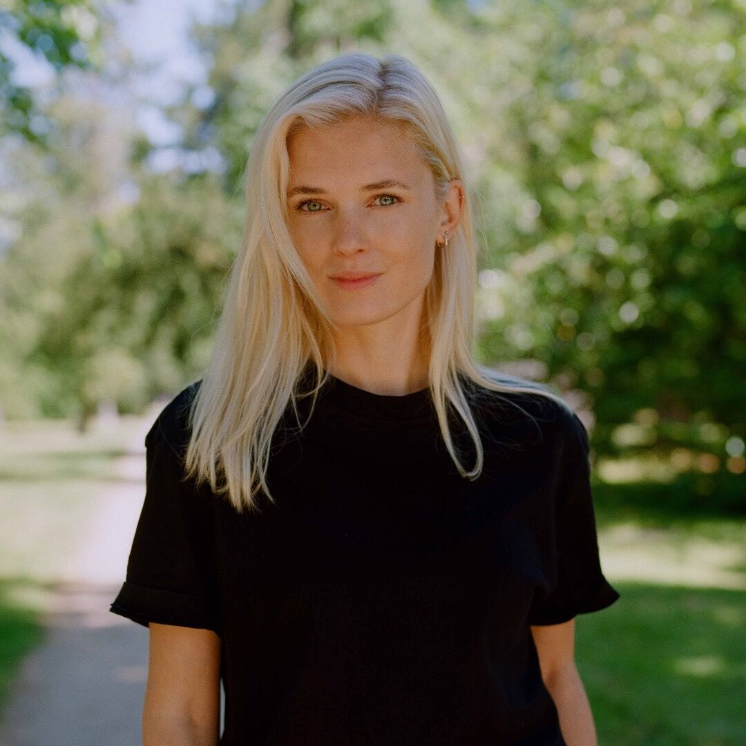Lea Banasch – Audio Books, Best Sellers, Author Bio | Audible.com