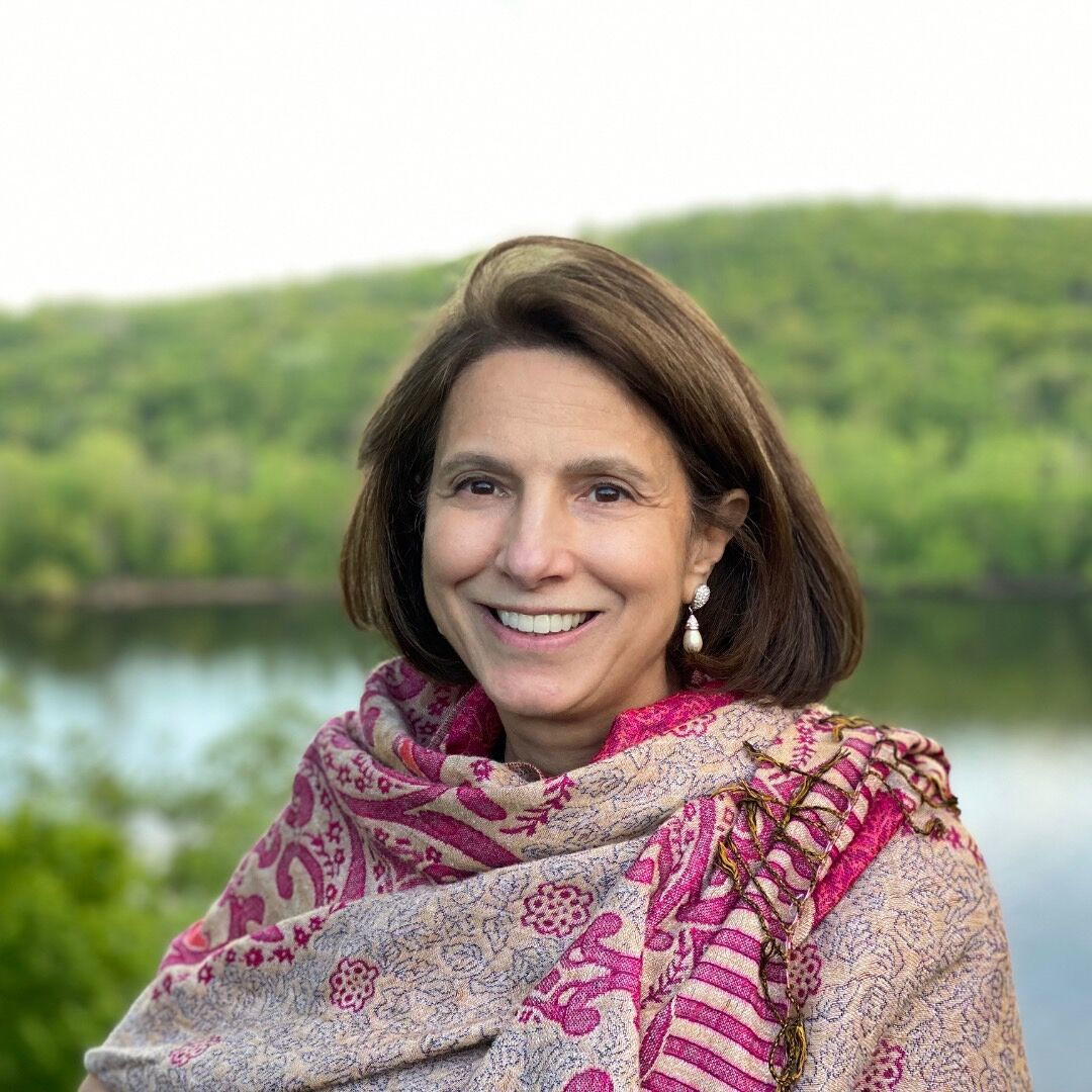 Ana Hebra Flaster - Alle Hörbücher bei Audible.de