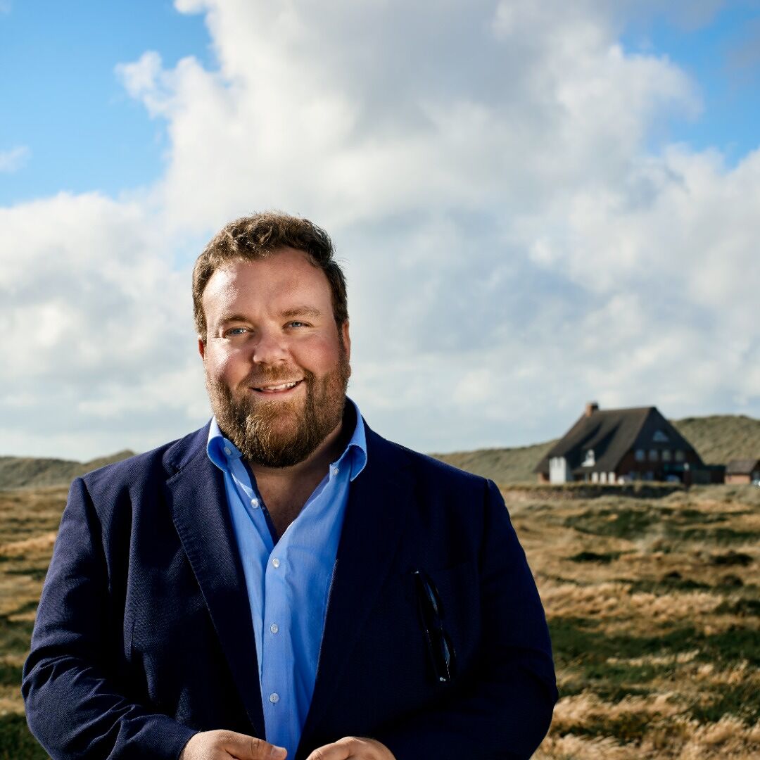 Eric Weißmann – Audio Books, Best Sellers, Author Bio | Audible.com