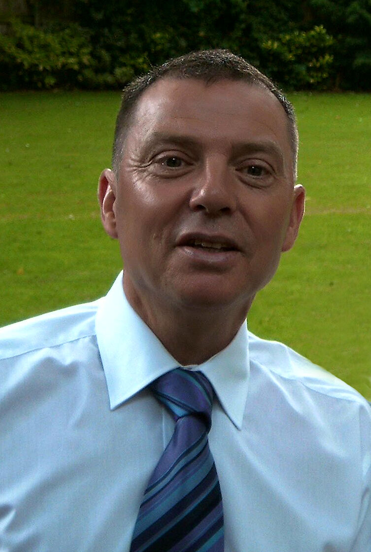 Richard Gallear – Audio Books, Best Sellers, Author Bio | Audible.com