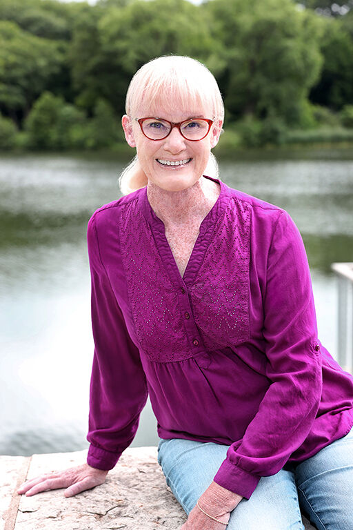 Robin Currie – Audio Books, Best Sellers, Author Bio | Audible.com