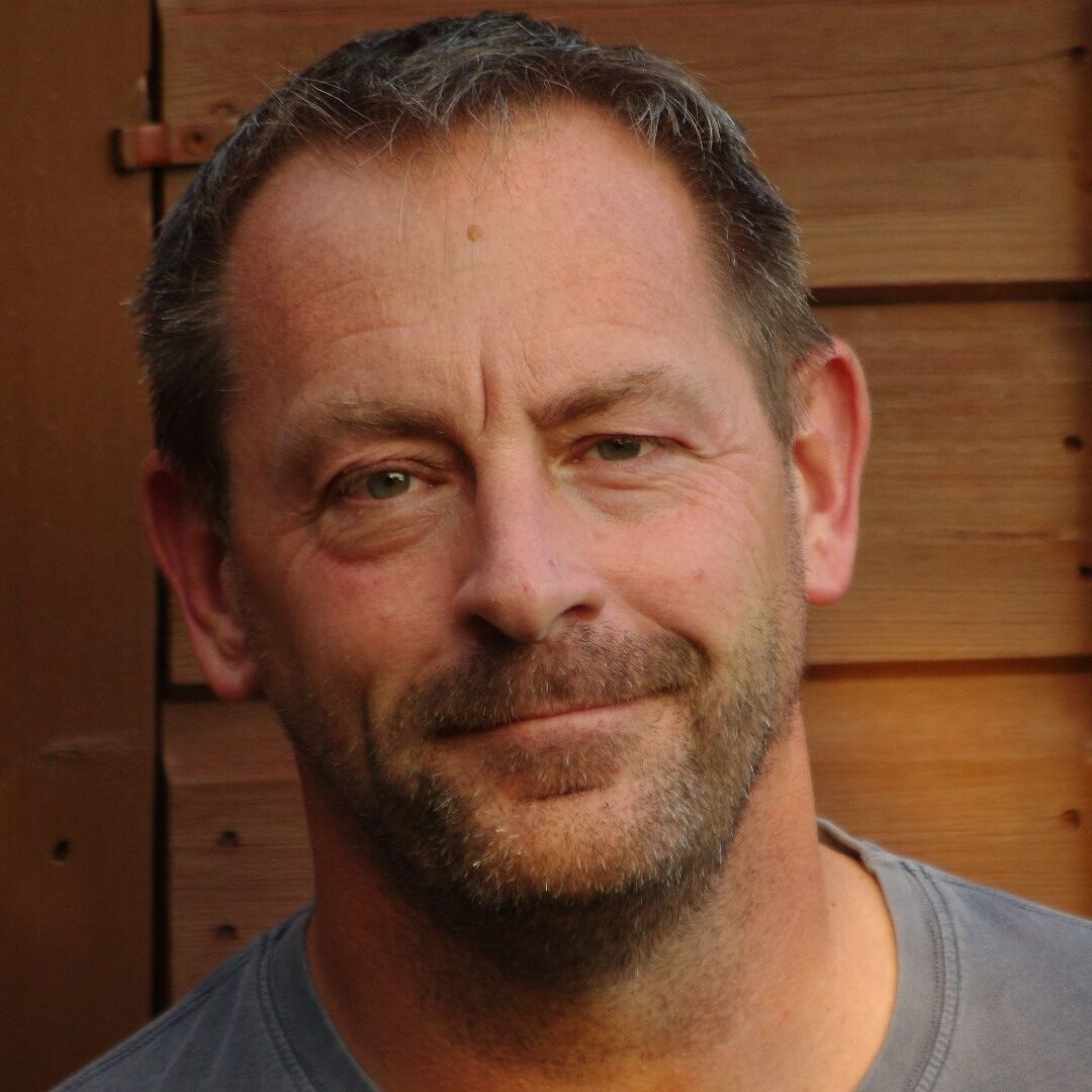 Tom Bale – Audio Books, Best Sellers, Author Bio | Audible.com