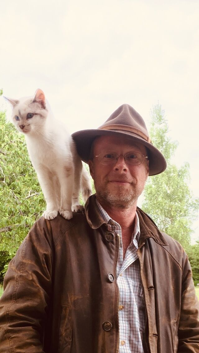 Robin Bennett – Audio Books, Best Sellers, Author Bio | Audible.com