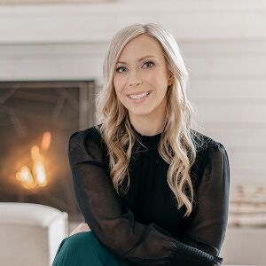 Dr. Tracy Dalgleish – Audio Books, Best Sellers, Author Bio | Audible.com