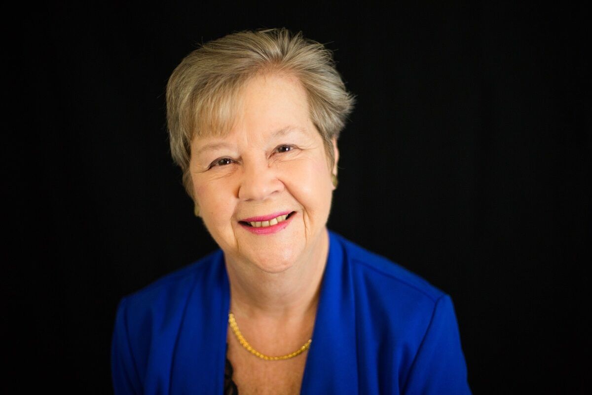 Victoria Powell's Instagram, Twitter & Facebook on IDCrawl