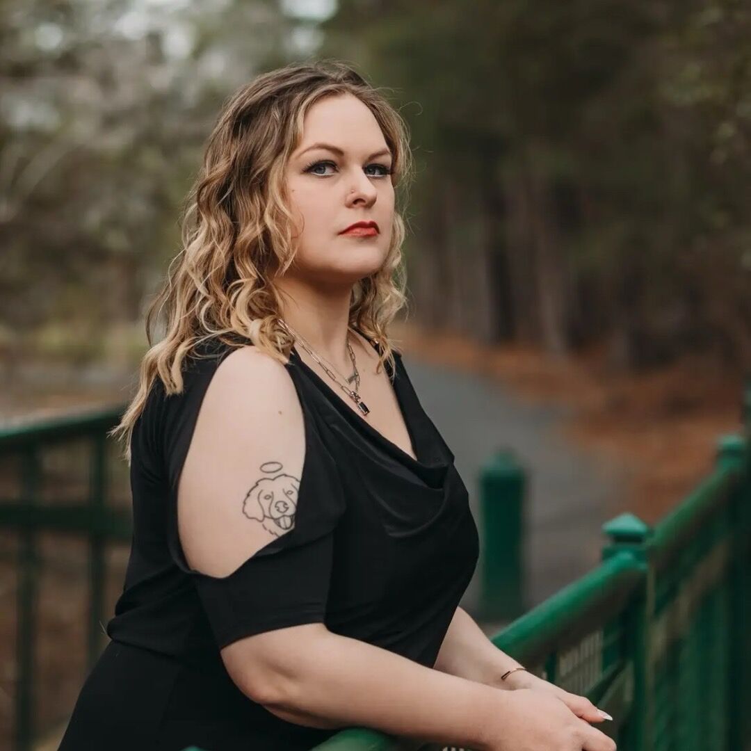Lindsay Schraad Keeling – Audio Books, Best Sellers, Author Bio ...