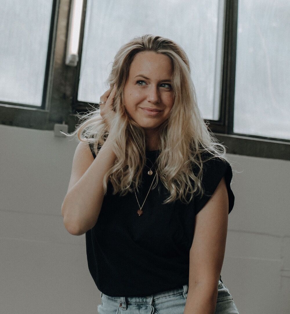 Eva Link – Audio Books, Best Sellers, Author Bio | Audible.com