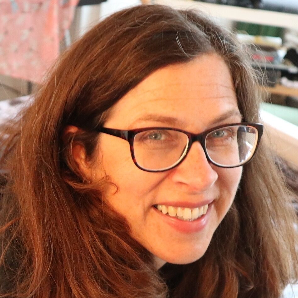 Anna Beer – Audio Books, Best Sellers, Author Bio | Audible.com