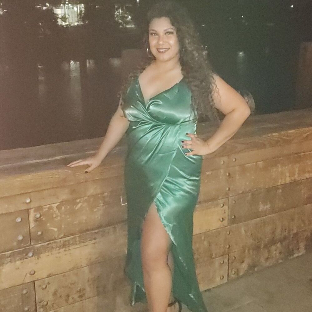 Elizabeth Uribe – Audio Books, Best Sellers, Author Bio | Audible.com
