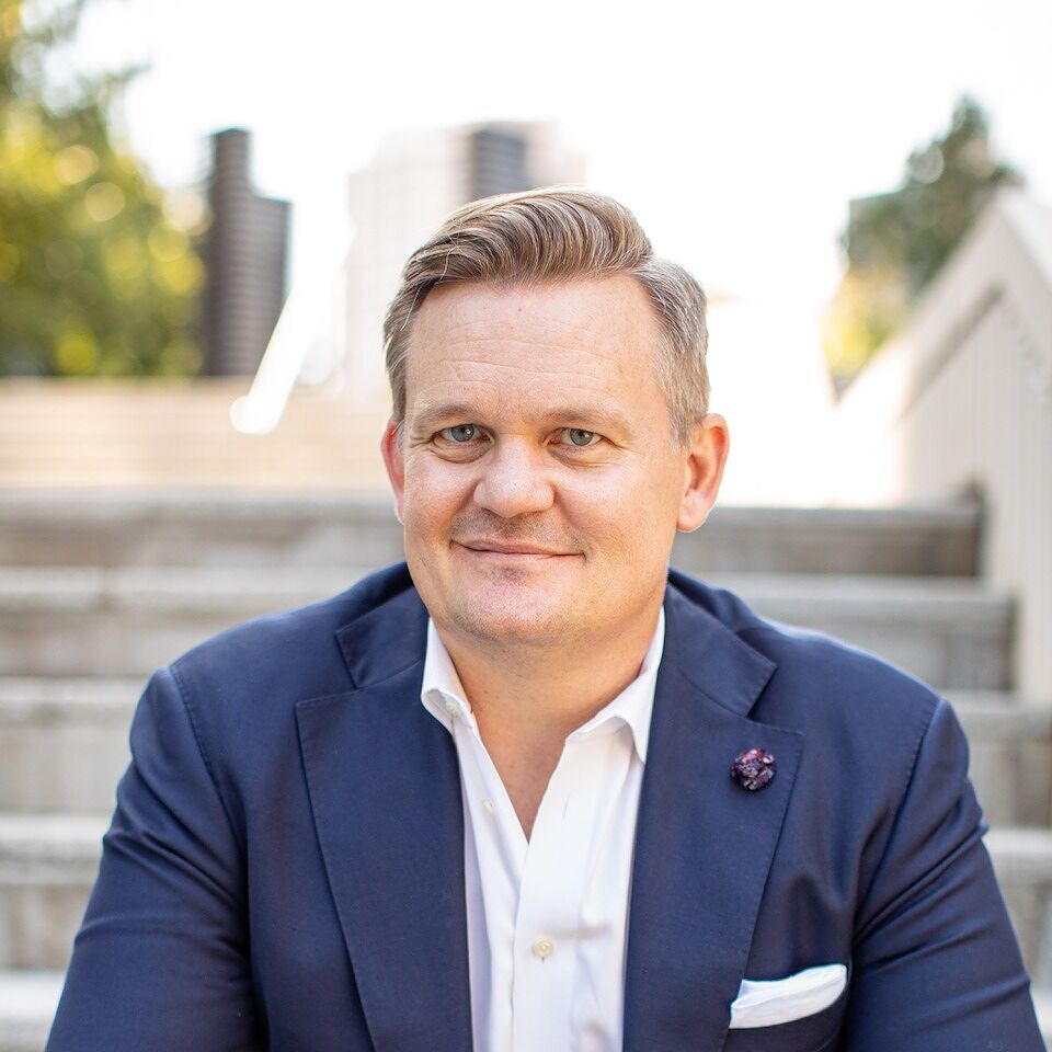 Nick Kennedy - Alle Hörbücher bei Audible.de