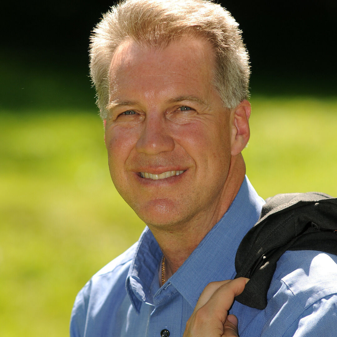 Michael Fabey - Alle Hörbücher bei Audible.de