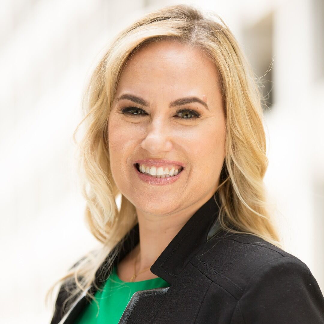 April Armstrong – Audio Books, Best Sellers, Author Bio | Audible.com