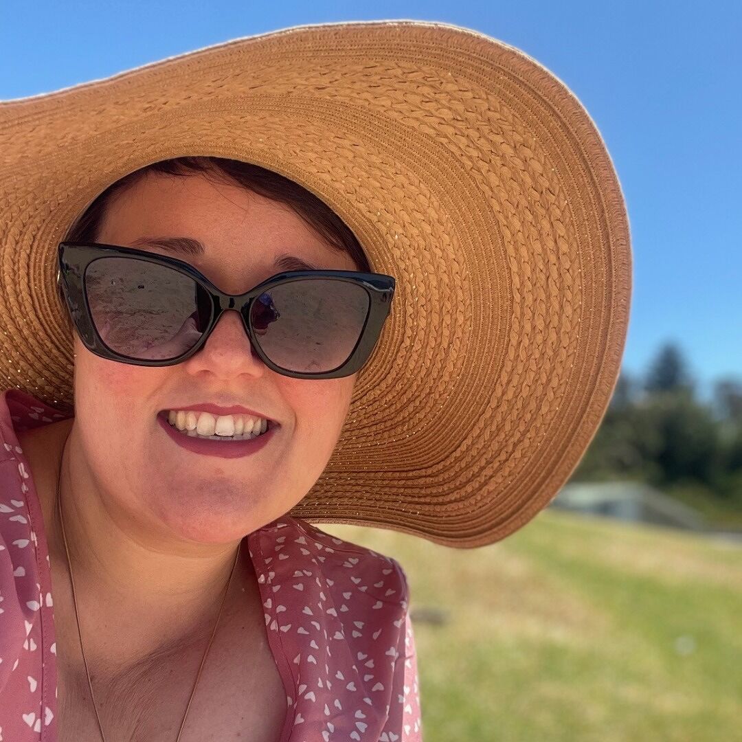 Victoria Vassallo – Audio Books, Best Sellers, Author Bio | Audible.com