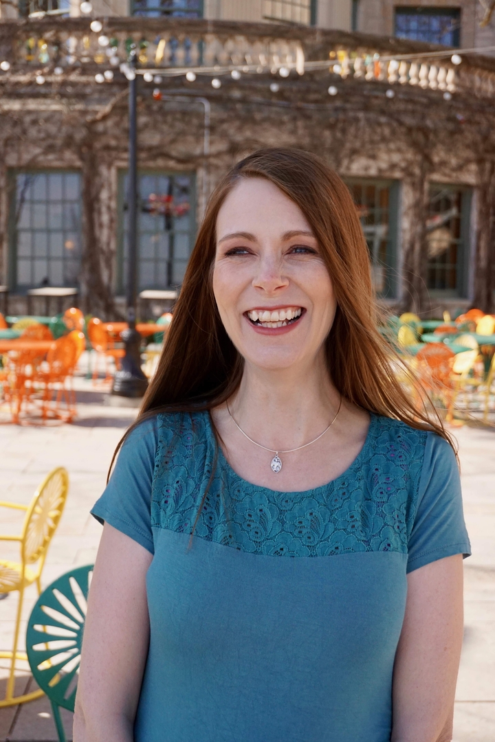 Sarah Carlson – Audio Books, Best Sellers, Author Bio | Audible.com