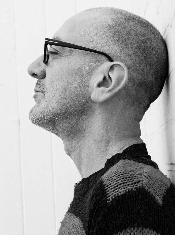 Andrew Lowe – Audio Books, Best Sellers, Author Bio | Audible.com