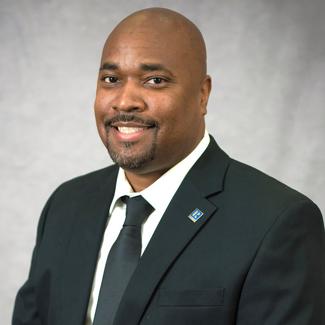 André Sisk Sr – Audio Books, Best Sellers, Author Bio | Audible.com