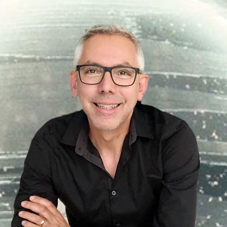 Oliver Tappe – Audio Books, Best Sellers, Author Bio | Audible.com