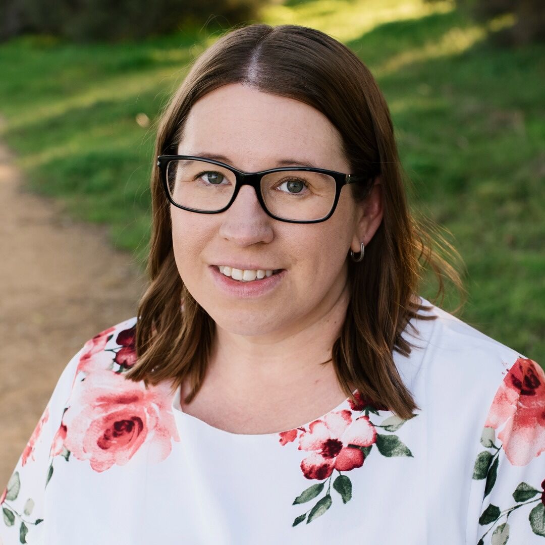 Lisa McArthur-Collins – Audio Books, Best Sellers, Author Bio | Audible.com