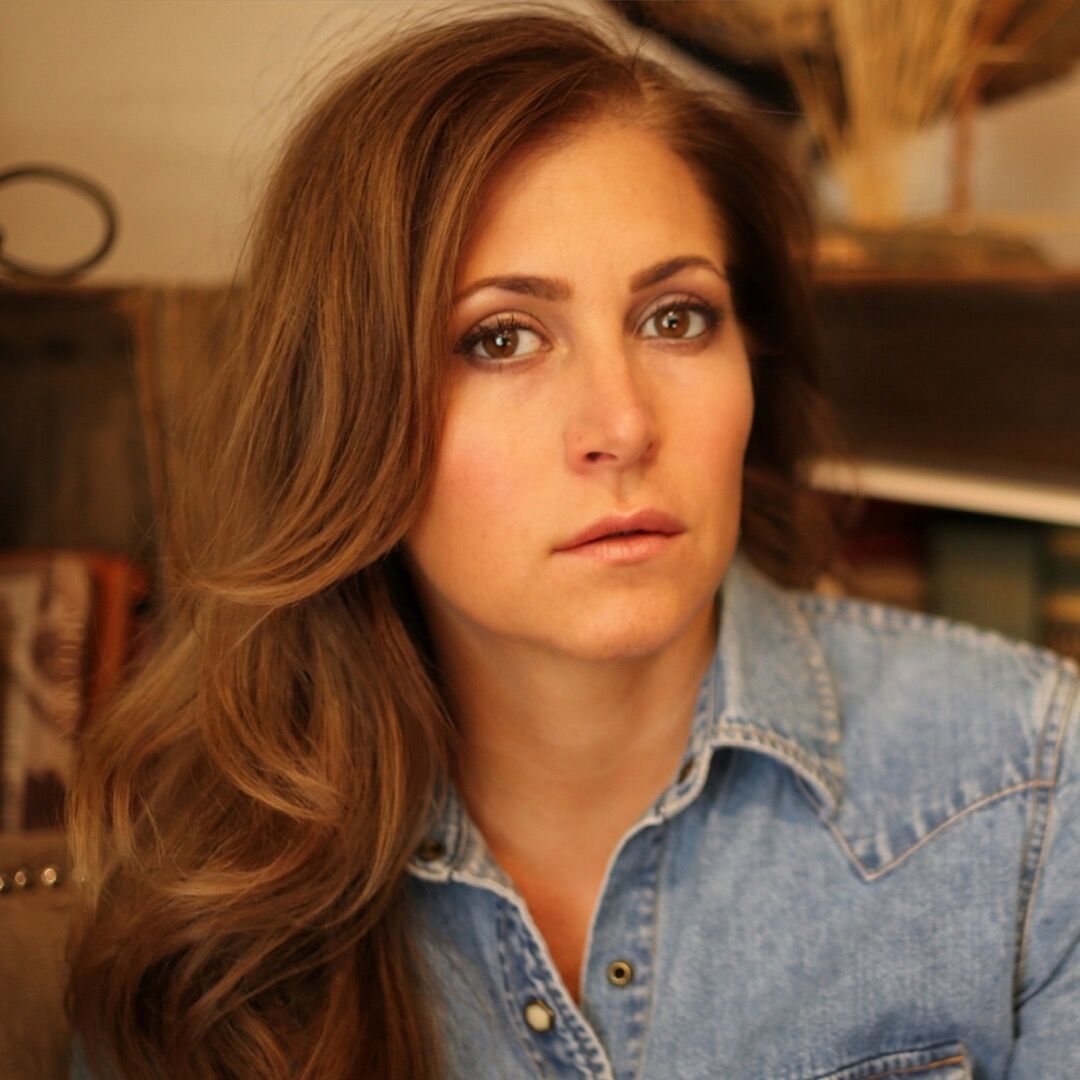 Lisa Michelle – Audiolivros, Biografia do autor | Audible.com.br